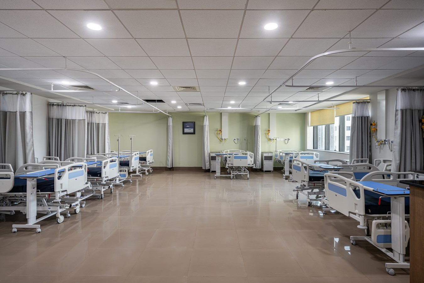 Nirali Multispeciality Hospital by Crest Architects & Interior ...