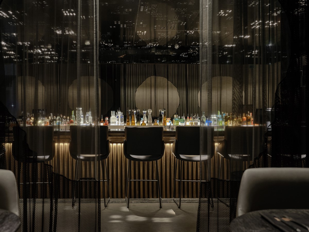 MOSH Bar & Dinner by INNOCAD architecture - RTF | Rethinking The Future