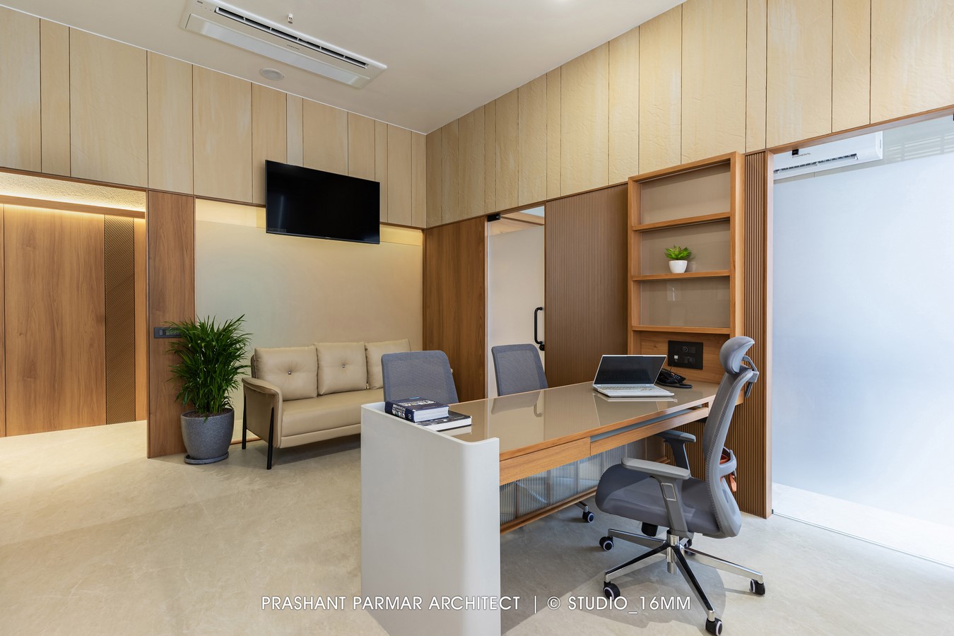 Modern Hospital Interior at Ratnanjali Solitaire by Prashant Parmar ...