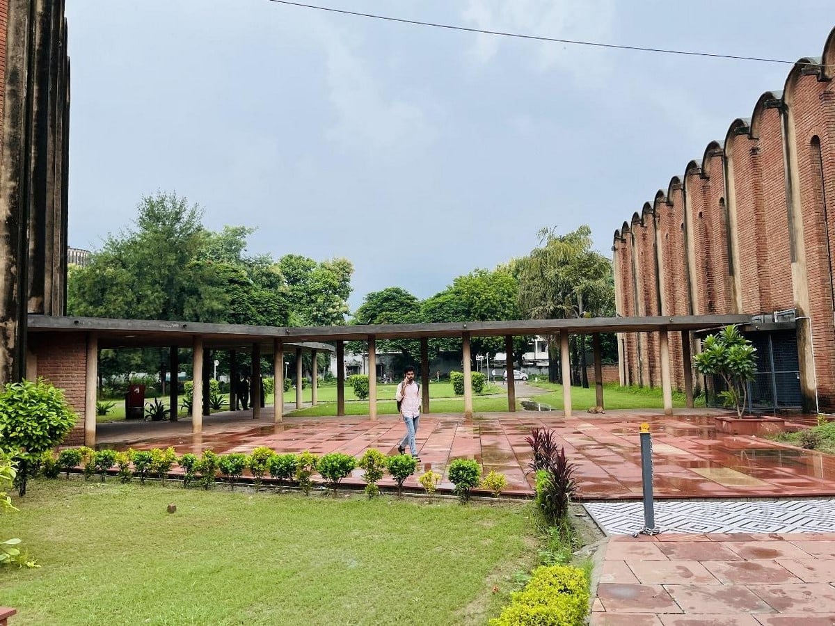Aligarh Muslim University, Aligarh - RTF | Rethinking The Future