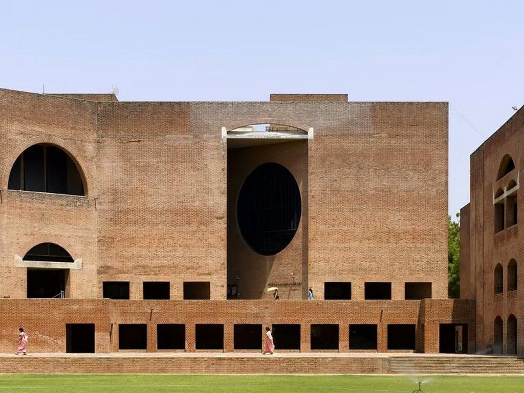 Architectural Ornamentation: From Classical Sculptures to Modern ...