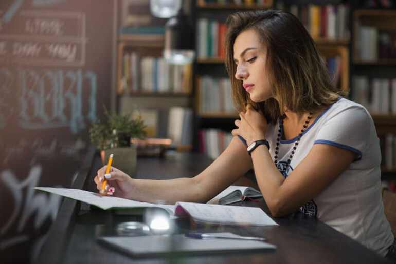 Exploring Different Writing Styles: A Guide for Aspiring Writers - RTF ...