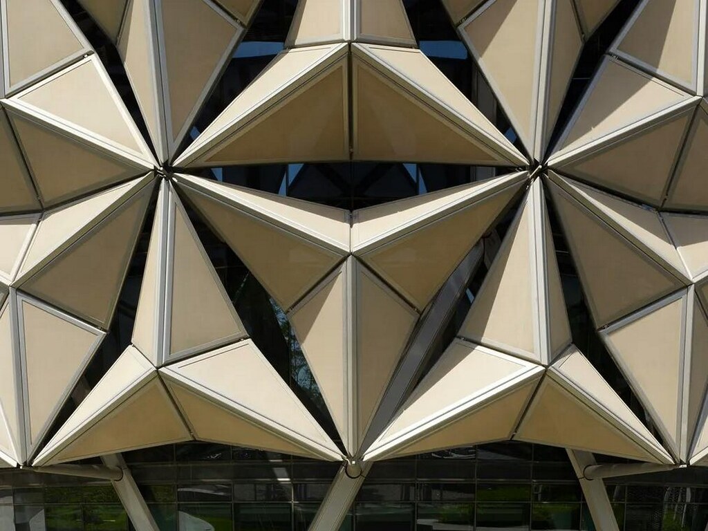 The Al Bahr Towers: Adaptive Facades and Sustainability - RTF ...
