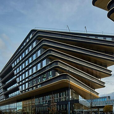 The Impact of Commercial Architecture on Urban Development - RTF ...