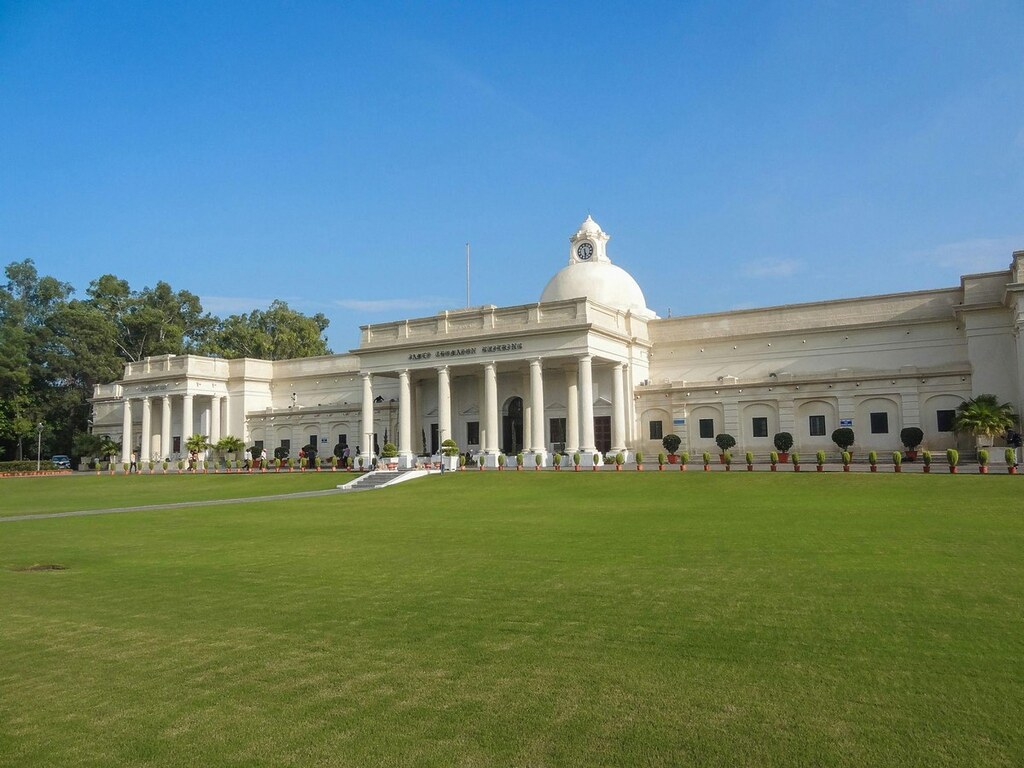 Leading Architecture Schools of 2024- India - RTF | Rethinking The Future