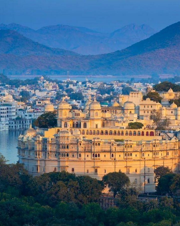 The Indigenous Cities of Rajasthan- Jaipur and Udaipur - RTF ...