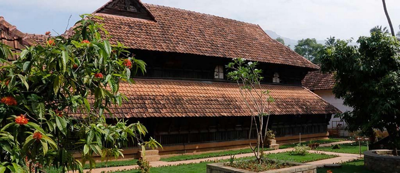 Travel the world: Padmanabhapuram Palace - RTF | Rethinking The Future