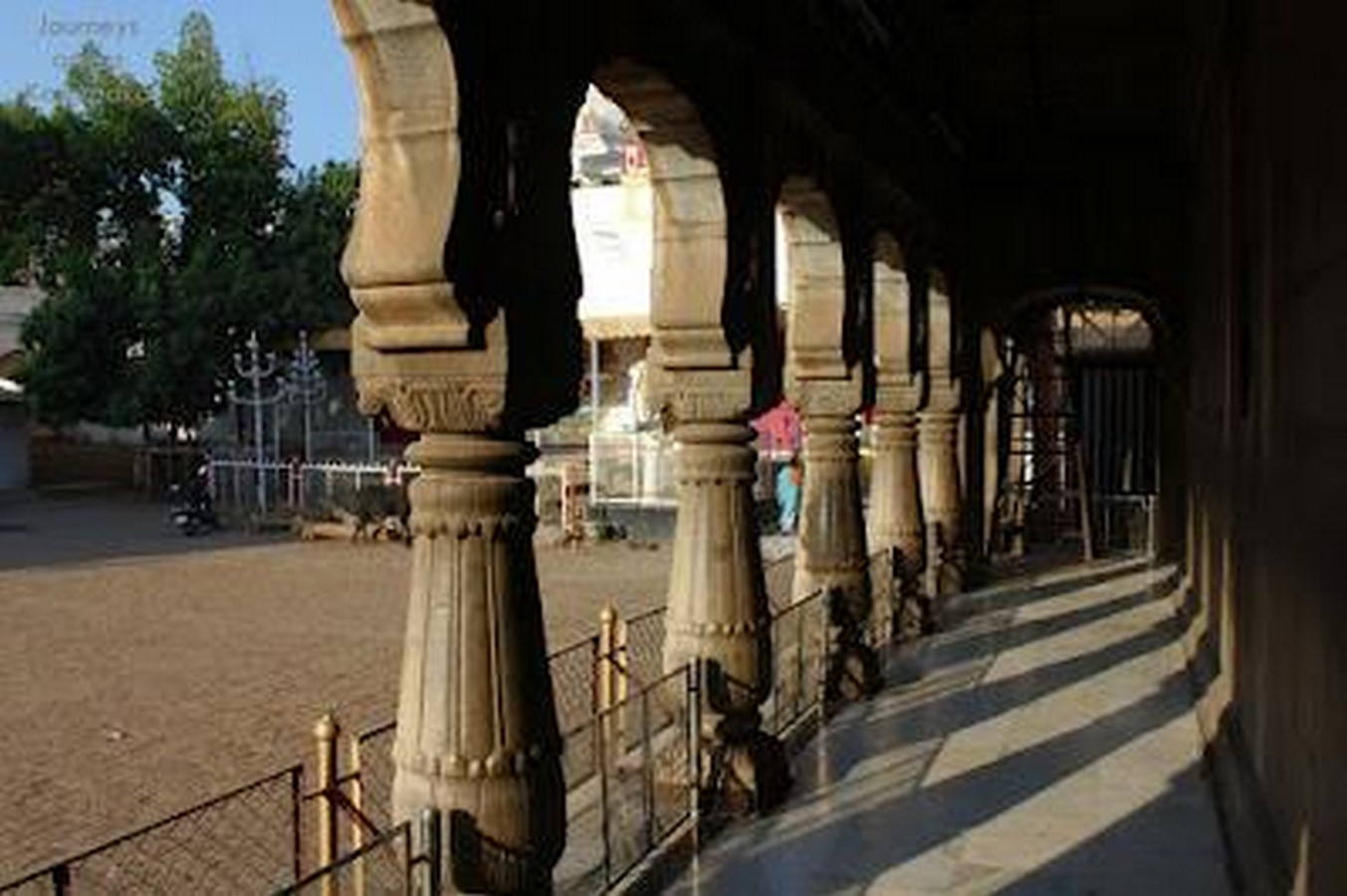 The Shrine - Sharanabasaveshwara Temple at Kalaburagi - RTF ...