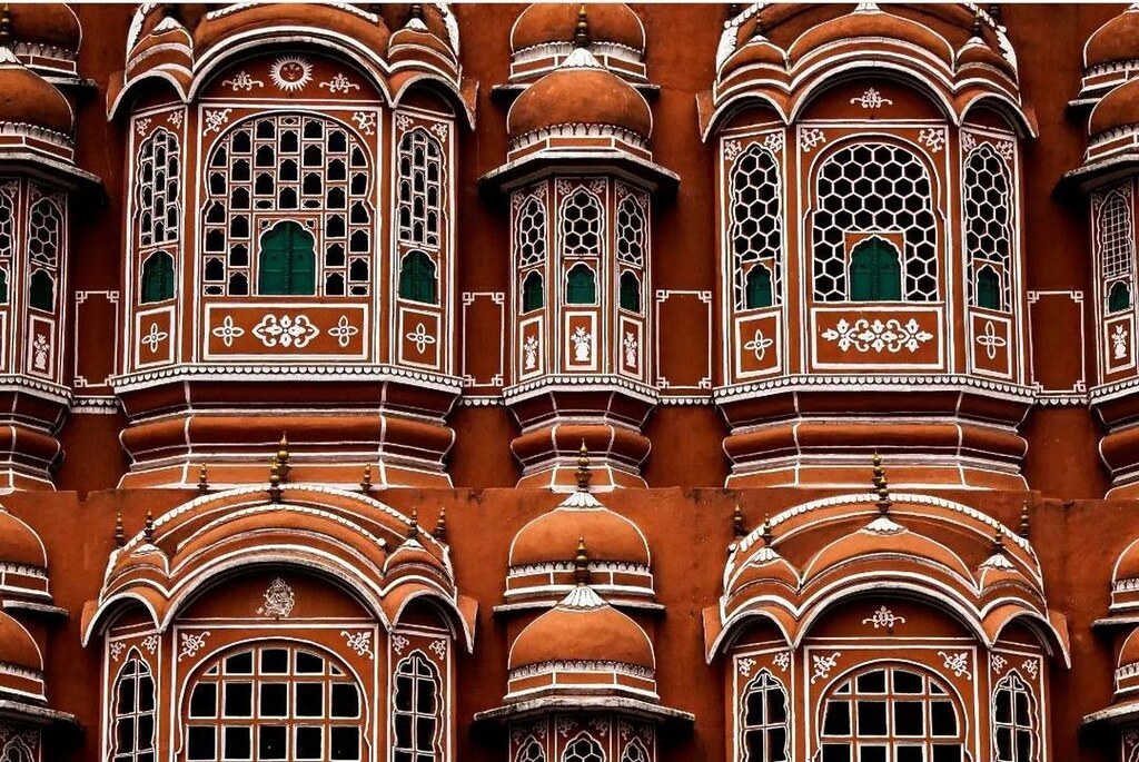 Evoking Emotion: Colour Theory in the Historic Palaces of Jaipur - RTF ...