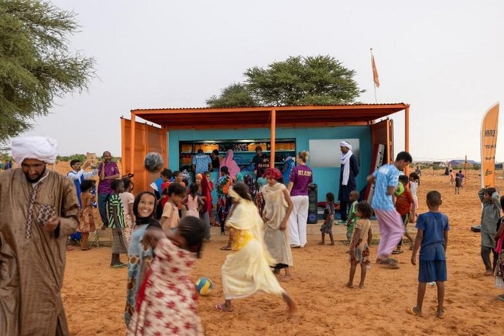 Community Involvement in Humanitarian Projects - RTF | Rethinking The ...