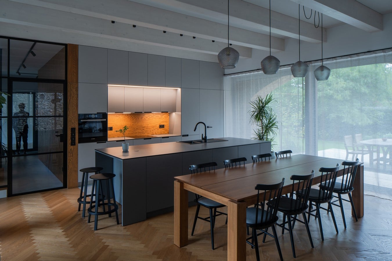 The Forgotten Barn by Karnet architekti - RTF | Rethinking The Future