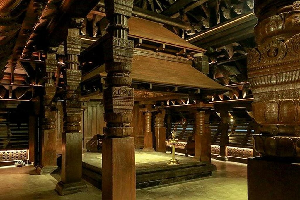 Travel the world: Guruvayur Shri Krishna Temple - RTF | Rethinking The ...