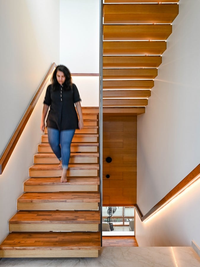 The Cube House by KMN Architects - RTF | Rethinking The Future