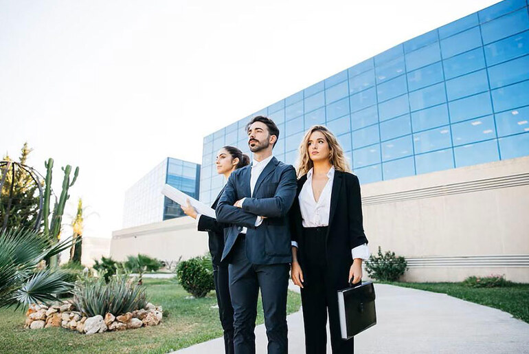 How Commercial Property Is Valued: A Comprehensive Guide - RTF ...