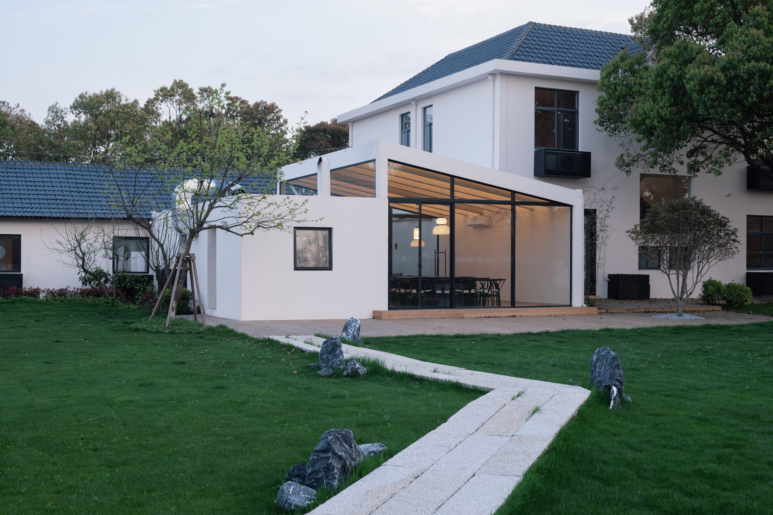Design Dialogues with STEPS Architecture - RTF | Rethinking The Future