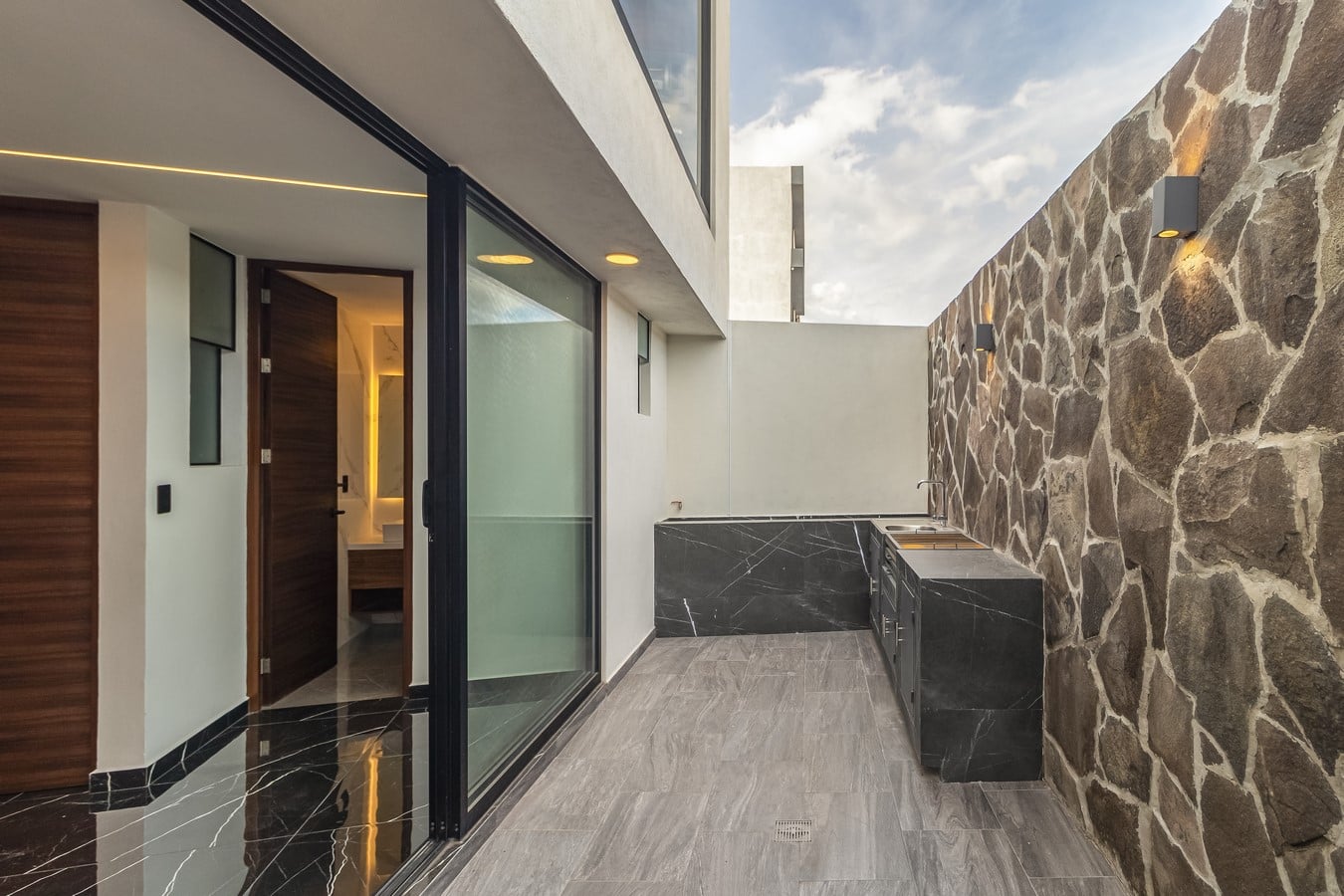Niger House by Dehonor Architects - RTF | Rethinking The Future