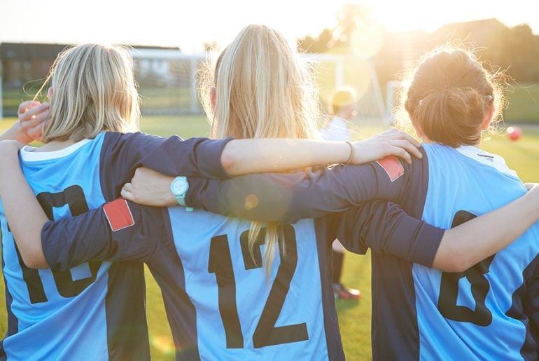 Why Team Loyalty Runs Deep in Australian Sports - RTF | Rethinking The ...