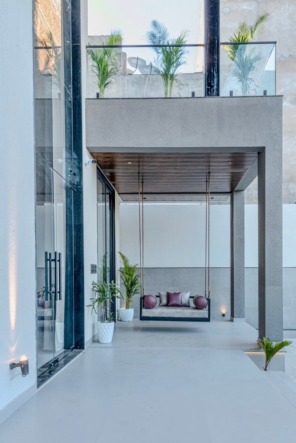The Lightwell Farmhouse by Studio Symposium - RTF | Rethinking The Future