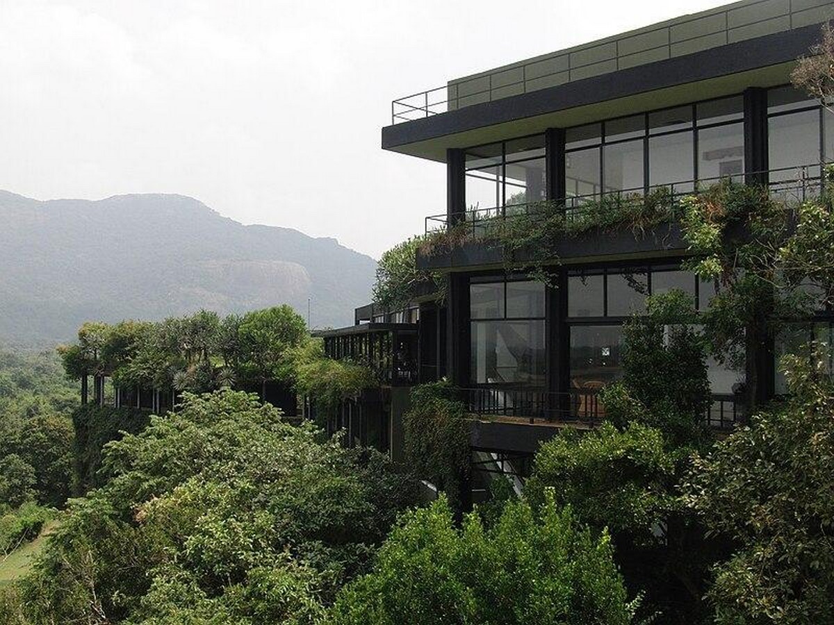 How Architectural Styles Shape Urban Development: From Traditional ...