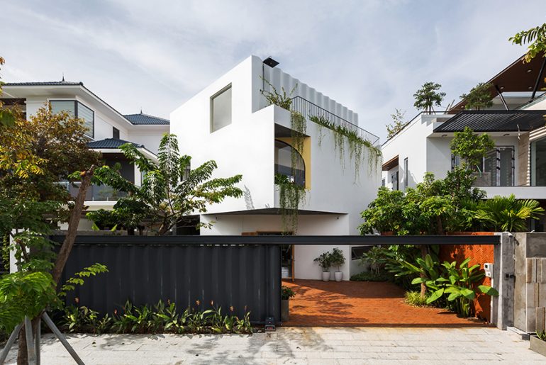 Rotating House by AD+studio - RTF | Rethinking The Future