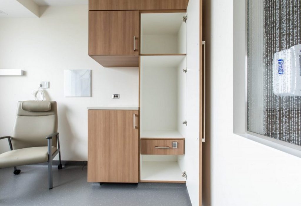 Health Sciences Centre Women’s Hospital by Parkin Architects ...