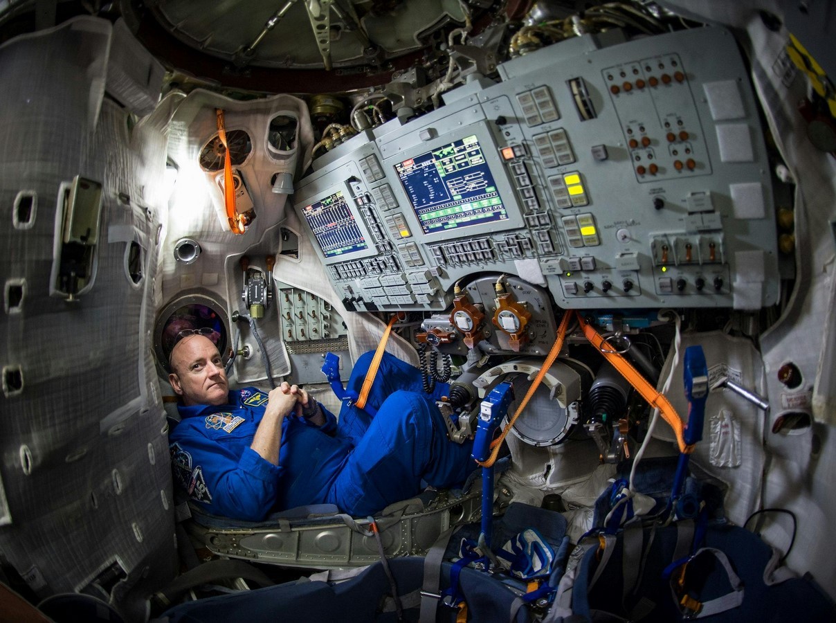 Space Architecture: Designing Habitats for Other Worlds - RTF ...