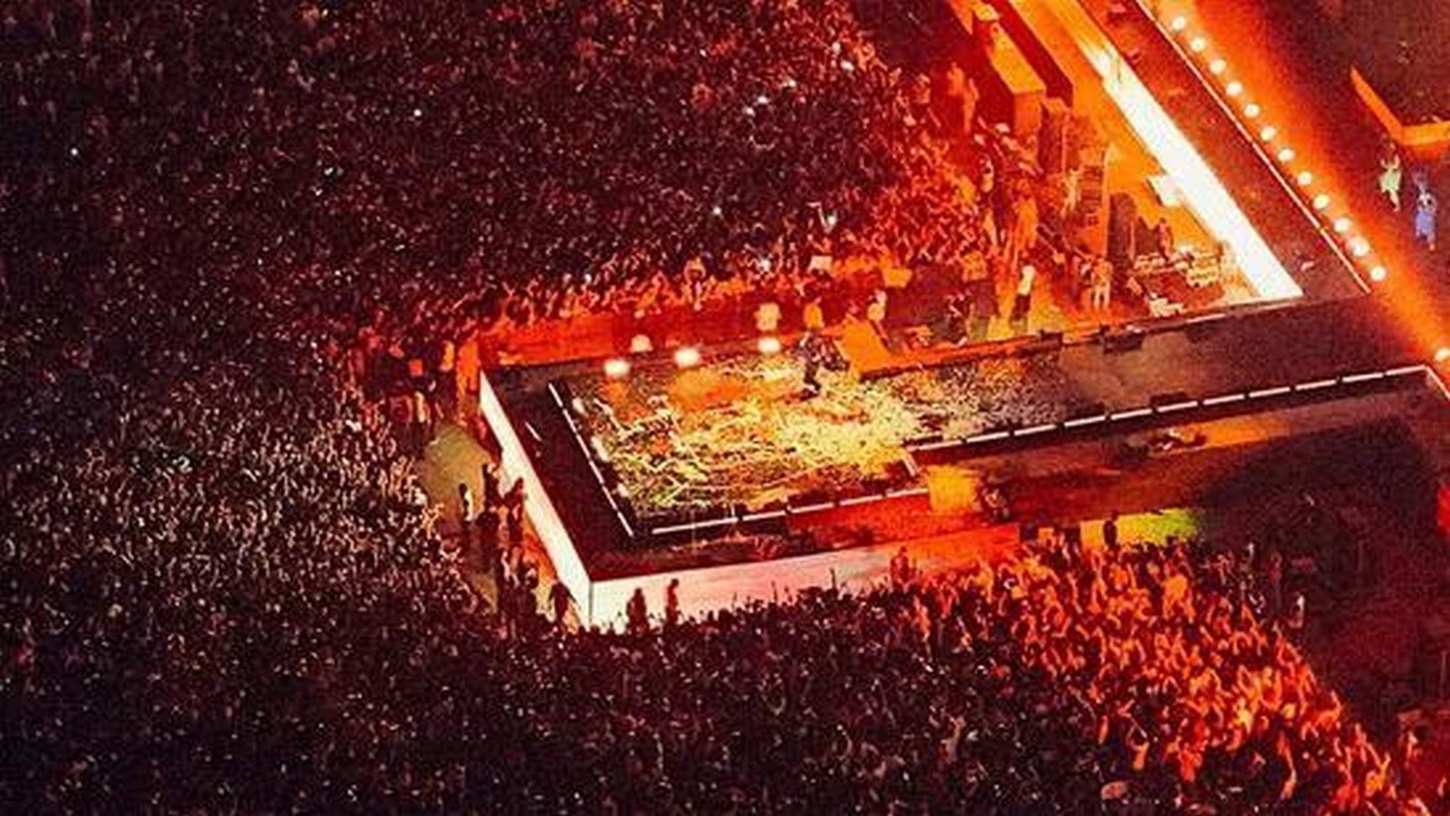 Concert design: Diljit Dosanjh - RTF | Rethinking The Future