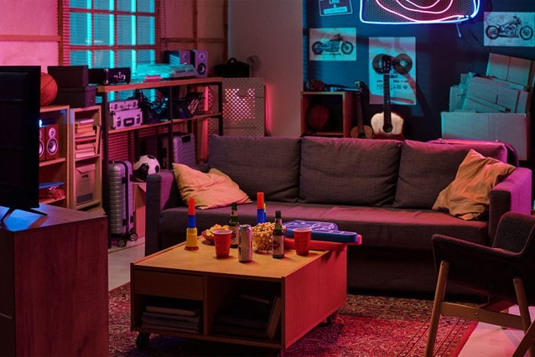 Upgrade Your Living Room: Install ElephTV Tonight with This 8-Minute ...