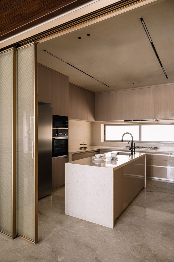 Bespoke Apartment by R+R Architects - RTF | Rethinking The Future