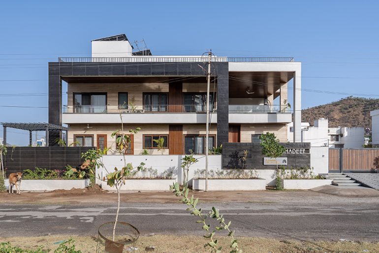 Gandhi House by DesignInc - RTF | Rethinking The Future
