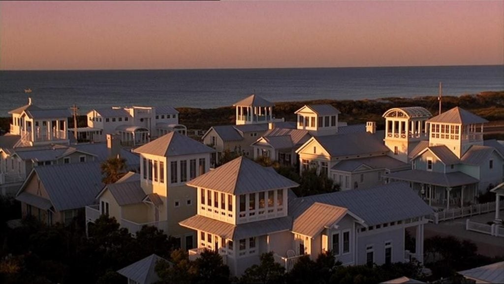 An Architectural Review of The Truman Show - RTF | Rethinking The Future