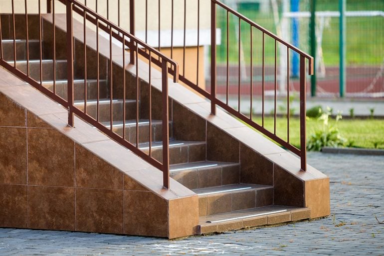 Top 5 Real Benefits of Aluminum Railings FL Homeowners Love - RTF ...