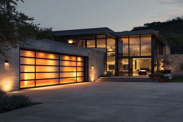 Beyond the Basic: Top Garage Door Design and Material Trends Dominating ...