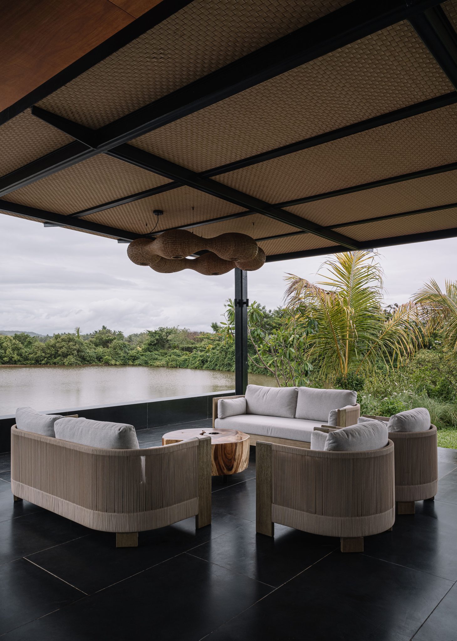 Salt Pan House by We Design Studio - RTF | Rethinking The Future