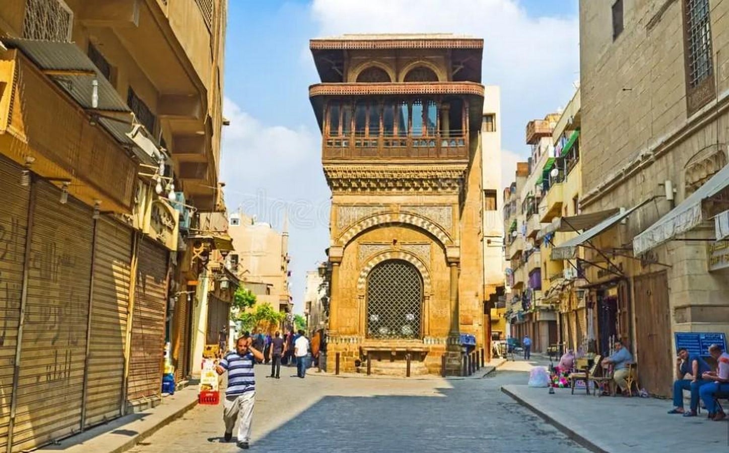 Walking through the streets of Cairo - RTF | Rethinking The Future