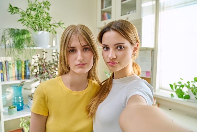 Beginners Guide to Using Free AI Face Swap for Amazing Effects - RTF ...