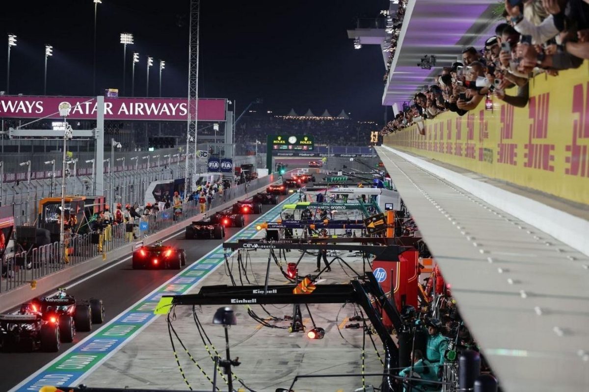 Design in Motion: The Architecture of Formula One - RTF | Rethinking ...