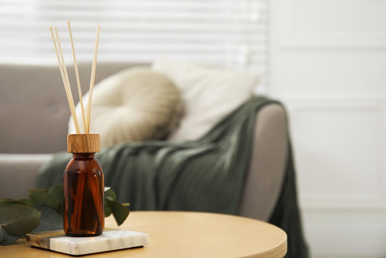 Diffuser Oil for Home Fragrance - Benefits & Top 5 Oils - RTF ...