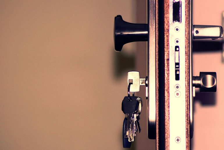 How to Safely Replace or Repair Faulty Locks - RTF | Rethinking The Future